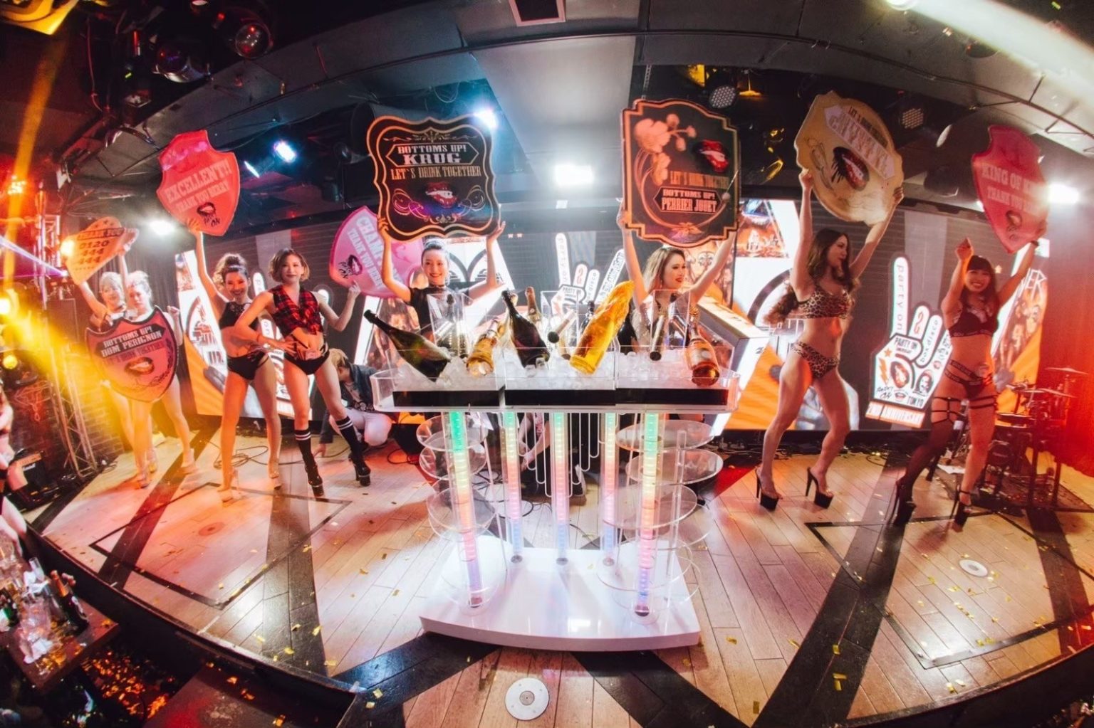 六本木ショークラブ パーティーオン （PARTY ON） | ショークラブバイト求人タピオカ