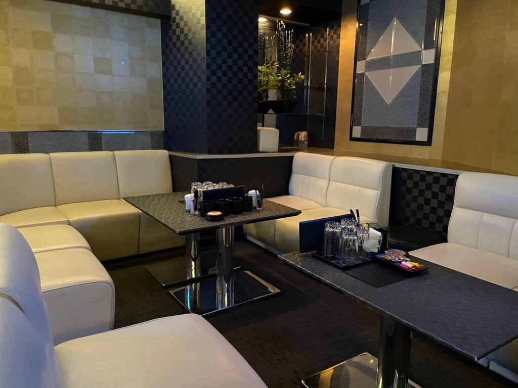 祇園ラウンジ ラブネス （LUVNeSS） | ラウンジバイト求人タピオカ